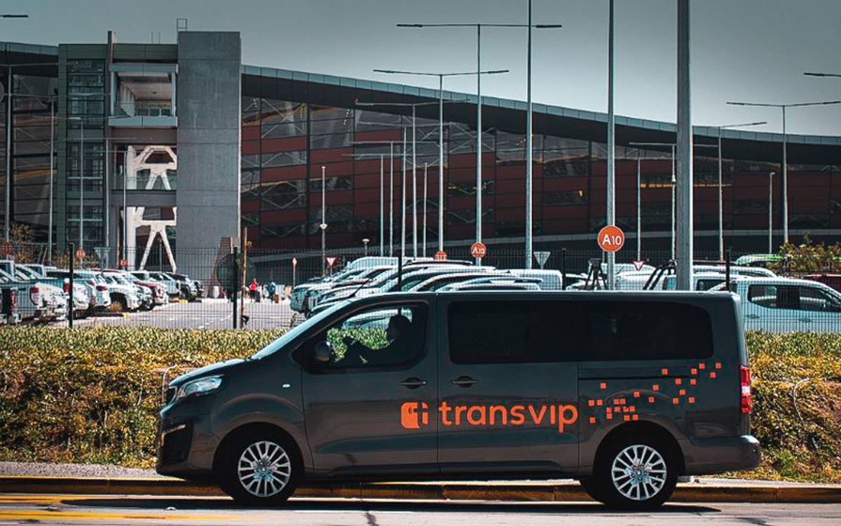 SERNAC inicia procedimiento contra Transvip: Personas incluso habrían perdido sus vuelos porque ...