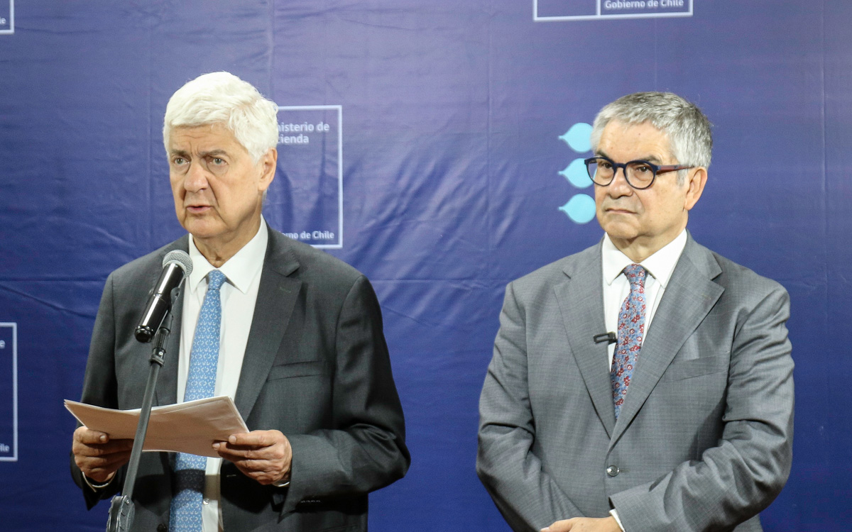 Gobierno pidió la renuncia de Javier Etcheberry como director del SII ...