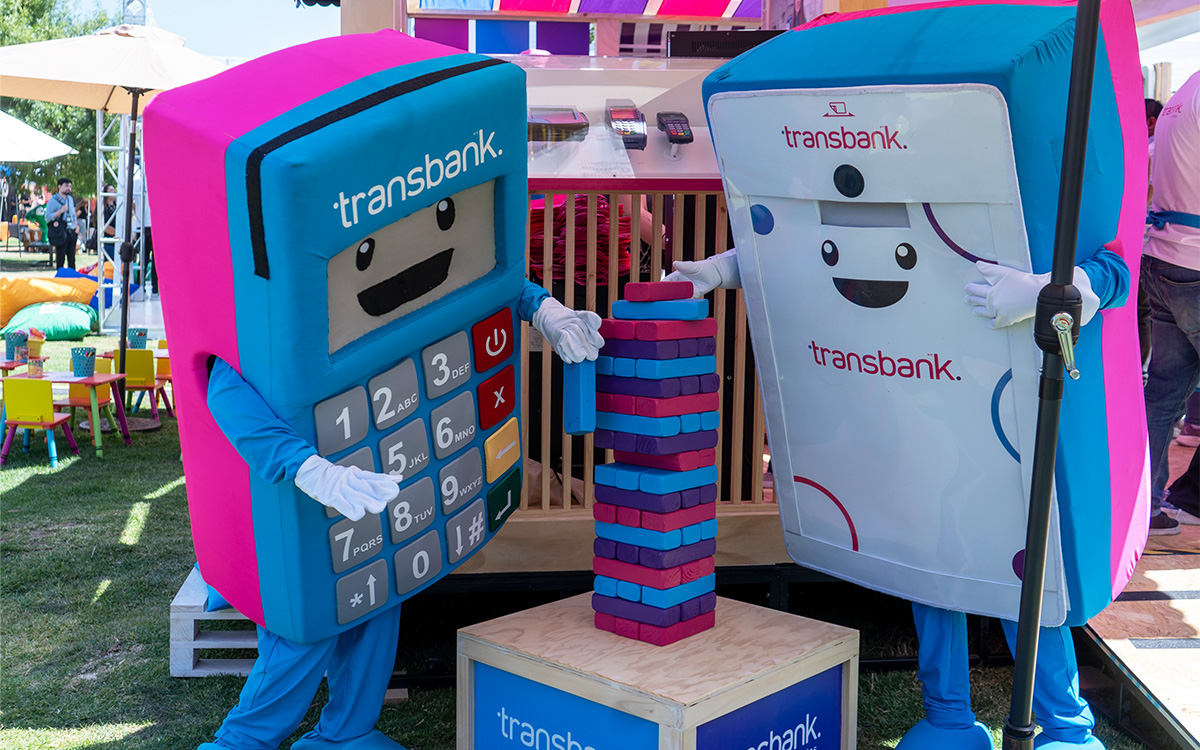 Más allá que pagos: Transbank impulsa vínculos, emprendimiento y ...